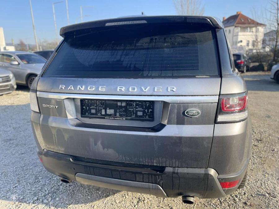Pelēks Land Rover Range Rover Sport 2016 Kauņa, ar dzinēja tilpumu 3.00 L un nobraukumu 180 tūkst. km par 13400 €, foto 5 vietnē AUTOMOTO.COM.LV