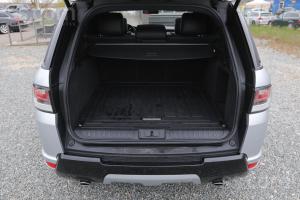 Pelēks Land Rover Range Rover Sport 2016 Rīga, ar dzinēja tilpumu 3.00 L un nobraukumu 157 tūkst. km par 18500 €, foto 12 vietnē AUTOMOTO.COM.LV