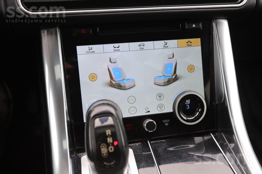 Pelēks Land Rover Range Rover Sport 2016 Rīga, ar dzinēja tilpumu 3.00 L un nobraukumu 157 tūkst. km par 18500 €, foto 18 vietnē AUTOMOTO.COM.LV