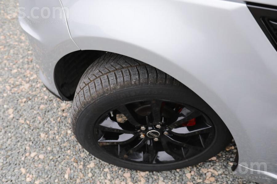 Pelēks Land Rover Range Rover Sport 2016 Rīga, ar dzinēja tilpumu 3.00 L un nobraukumu 157 tūkst. km par 18500 €, foto 26 vietnē AUTOMOTO.COM.LV
