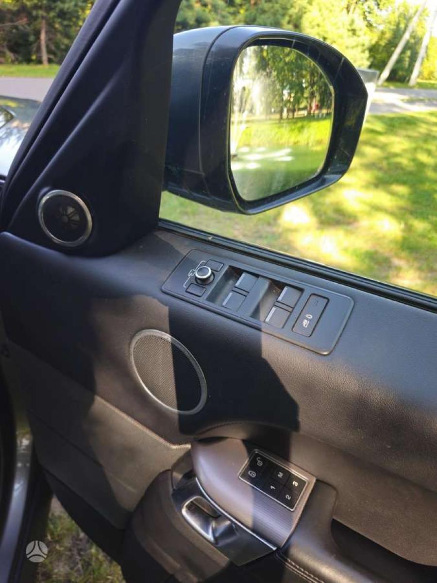 Pelēks Land Rover Range Rover Sport 2016 Kauņa, ar dzinēja tilpumu 2.99 L un nobraukumu 200 tūkst. km par 9200 €, foto 25 vietnē AUTOMOTO.COM.LV