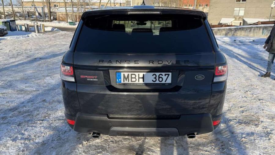 Grey Land Rover Range Rover Sport 2017 in Panevezys, with an engine capacity of 2.99 L and mileage of 197 thousand km for 22300 €, photo 5 on AUTOMOTO.COM.LV