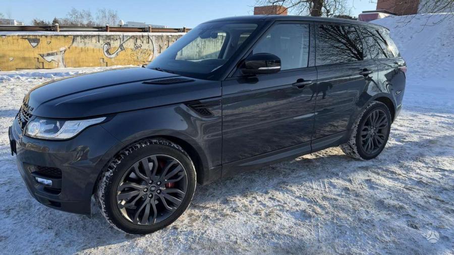 Grey Land Rover Range Rover Sport 2017 in Panevezys, with an engine capacity of 2.99 L and mileage of 197 thousand km for 22300 €, photo 8 on AUTOMOTO.COM.LV