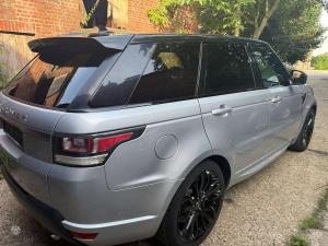 Pelēks Land Rover Range Rover Sport 2017 Šauļi, ar dzinēja tilpumu 2.99 L un nobraukumu 150 tūkst. km par 8850 €, foto 5 vietnē AUTOMOTO.COM.LV