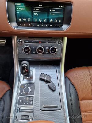 Pelēks Land Rover Range Rover Sport 2017 Tallina, ar dzinēja tilpumu 3.00 L un nobraukumu 162 tūkst. km par 27900 €, foto 26 vietnē AUTOMOTO.COM.LV