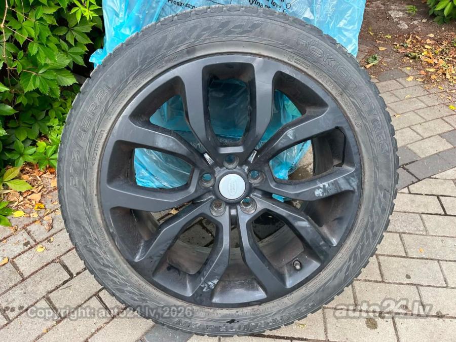 Pelēks Land Rover Range Rover Sport 2017 Tallina, ar dzinēja tilpumu 3.00 L un nobraukumu 162 tūkst. km par 27900 €, foto 31 vietnē AUTOMOTO.COM.LV