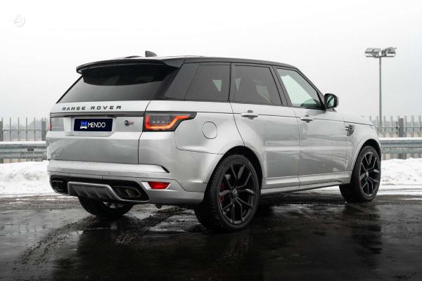Pelēks Land Rover Range Rover Sport 2018 Viļņa, ar dzinēja tilpumu 5.00 L un nobraukumu 205 tūkst. km par 39990 €, foto 2 vietnē AUTOMOTO.COM.LV