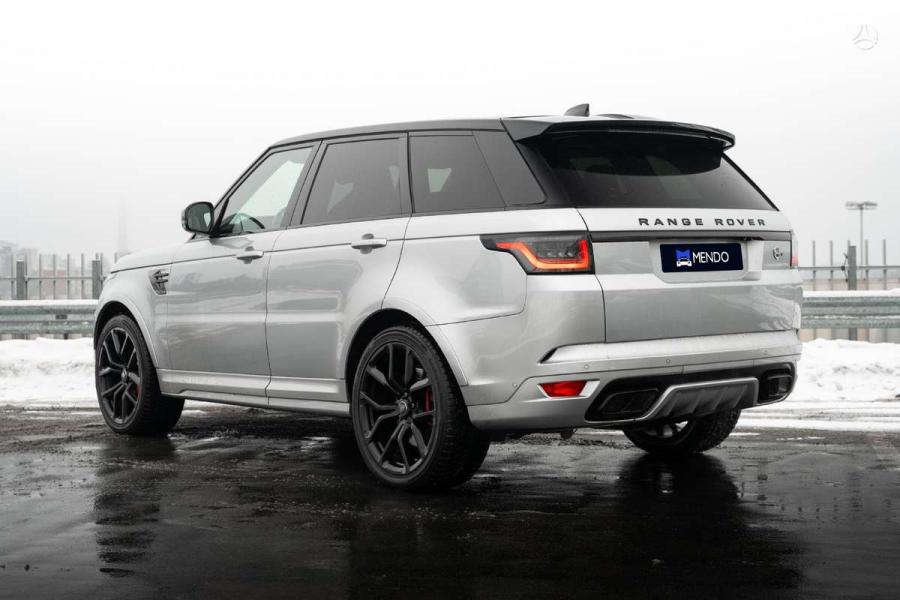 Pelēks Land Rover Range Rover Sport 2018 Viļņa, ar dzinēja tilpumu 5.00 L un nobraukumu 205 tūkst. km par 39990 €, foto 4 vietnē AUTOMOTO.COM.LV