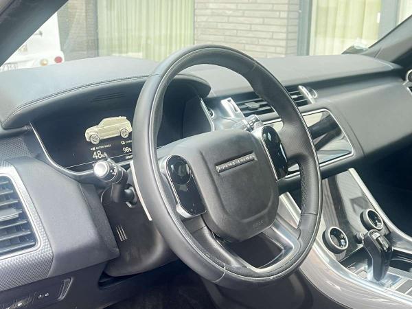 Grey Land Rover Range Rover Sport 2018 in Vilnius, with an engine capacity of 2.00 L and mileage of 77 thousand km for 26990 €, photo 6 on AUTOMOTO.COM.LV