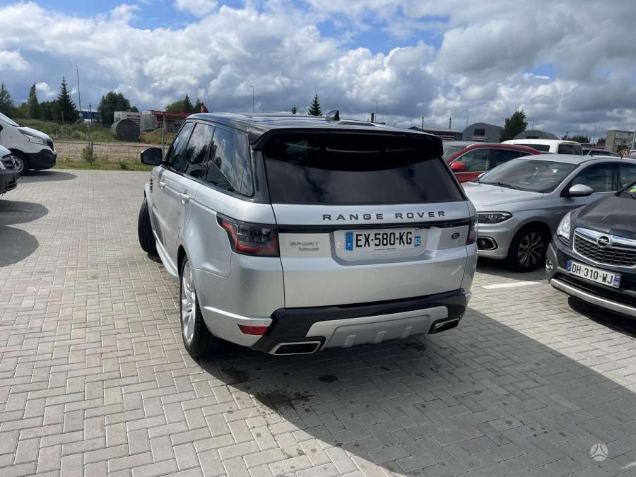 Grey Land Rover Range Rover Sport 2018 in Taurage, with an engine capacity of 5.00 L and mileage of 229 thousand km for 25500 €, photo 9 on AUTOMOTO.COM.LV