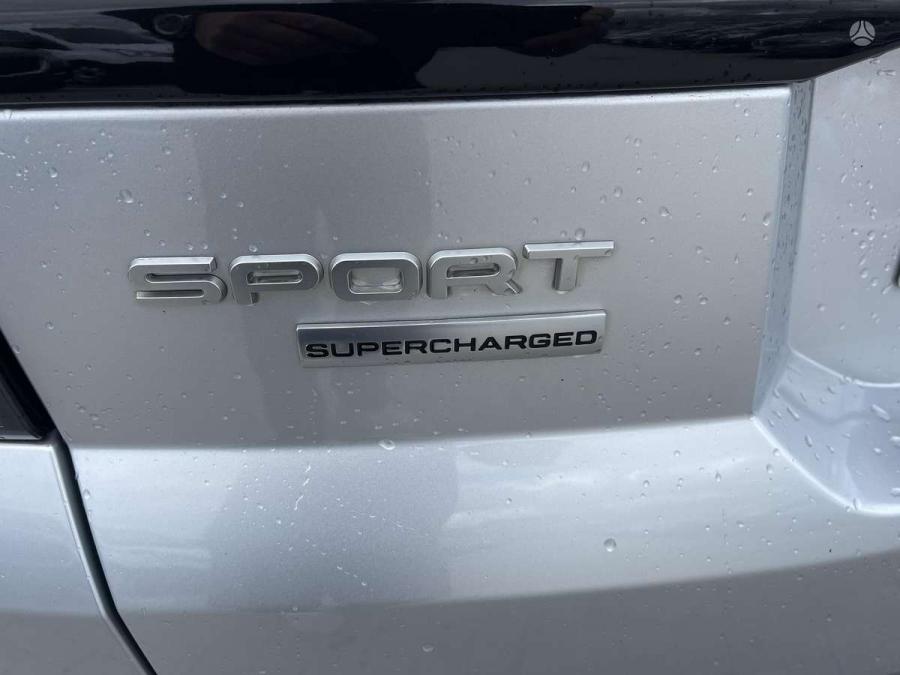 Grey Land Rover Range Rover Sport 2018 in Taurage, with an engine capacity of 5.00 L and mileage of 229 thousand km for 25500 €, photo 15 on AUTOMOTO.COM.LV