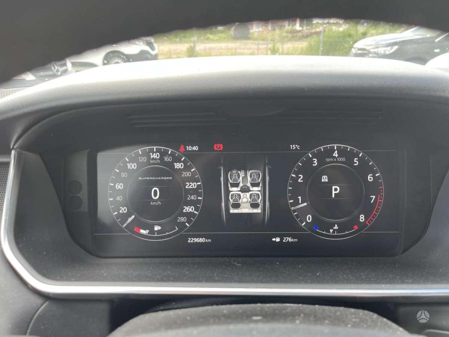 Grey Land Rover Range Rover Sport 2018 in Taurage, with an engine capacity of 5.00 L and mileage of 229 thousand km for 25500 €, photo 25 on AUTOMOTO.COM.LV