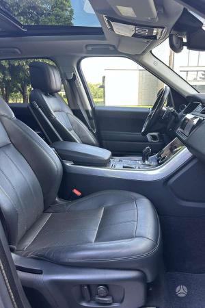 Grey Land Rover Range Rover Sport 2018 in Taurage, with an engine capacity of 2.00 L and mileage of 140 thousand km for 20700 €, photo 8 on AUTOMOTO.COM.LV