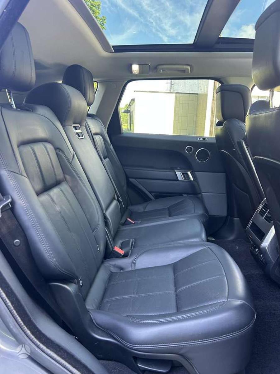 Grey Land Rover Range Rover Sport 2018 in Taurage, with an engine capacity of 2.00 L and mileage of 140 thousand km for 20700 €, photo 9 on AUTOMOTO.COM.LV