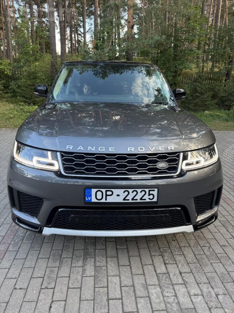 Grey Land Rover Range Rover Sport 2018 in Riga, with an engine capacity of 3.00 L and mileage of 140 thousand km for 27000 €, photo 3 on AUTOMOTO.COM.LV