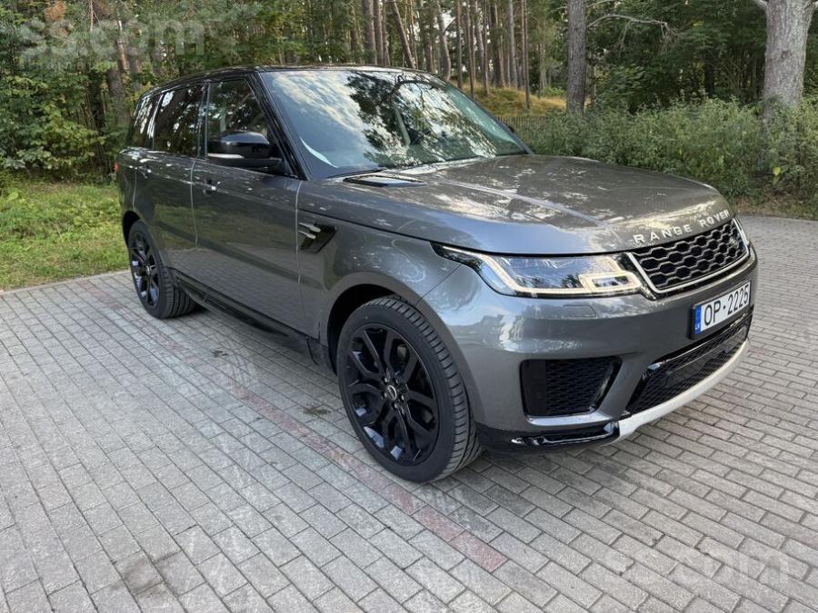 Grey Land Rover Range Rover Sport 2018 in Riga, with an engine capacity of 3.00 L and mileage of 140 thousand km for 27000 €, photo 4 on AUTOMOTO.COM.LV