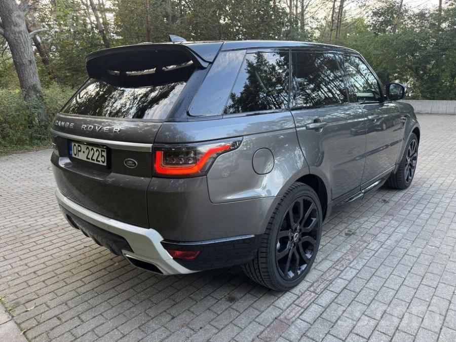 Grey Land Rover Range Rover Sport 2018 in Riga, with an engine capacity of 3.00 L and mileage of 140 thousand km for 27000 €, photo 5 on AUTOMOTO.COM.LV