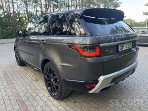 Grey Land Rover Range Rover Sport 2018 in Riga, with an engine capacity of 3.00 L and mileage of 140 thousand km for 27000 €, photo 7 on AUTOMOTO.COM.LV