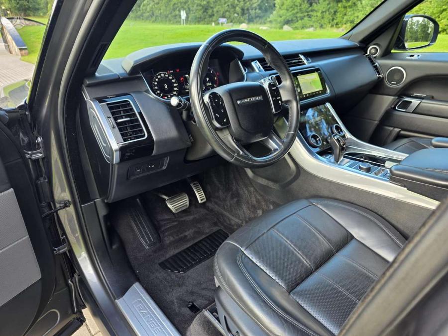 Grey Land Rover Range Rover Sport 2018 in Telschi, with an engine capacity of 2.99 L and mileage of 218 thousand km for 23500 €, photo 34 on AUTOMOTO.COM.LV
