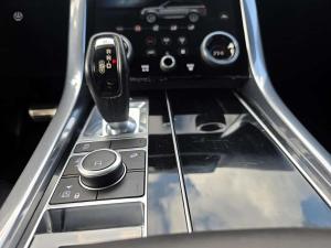 Grey Land Rover Range Rover Sport 2018 in Telschi, with an engine capacity of 2.99 L and mileage of 218 thousand km for 23500 €, photo 42 on AUTOMOTO.COM.LV