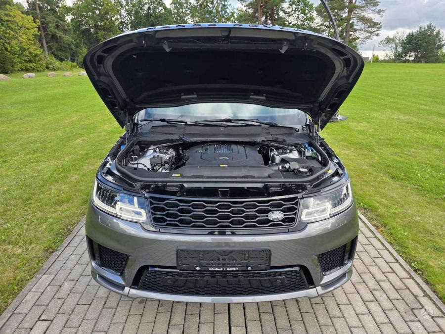 Grey Land Rover Range Rover Sport 2018 in Telschi, with an engine capacity of 2.99 L and mileage of 218 thousand km for 23500 €, photo 48 on AUTOMOTO.COM.LV