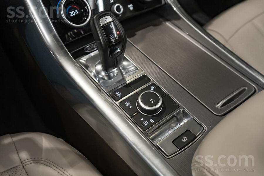 Pelēks Land Rover Range Rover Sport 2018 Rīga, ar dzinēja tilpumu 3.00 L un nobraukumu 47 tūkst. km par 34900 €, foto 27 vietnē AUTOMOTO.COM.LV