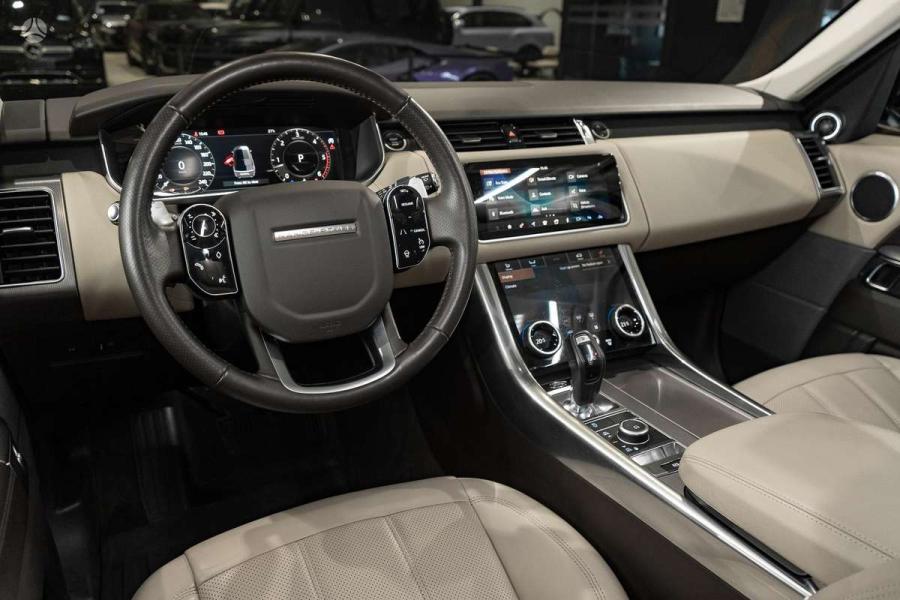 Grey Land Rover Range Rover Sport 2018 in Riga, with an engine capacity of 2.99 L and mileage of 47 thousand km for 34900 €, photo 11 on AUTOMOTO.COM.LV