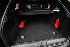 Grey Land Rover Range Rover Sport 2019 in Jelgava, with an engine capacity of 3.00 L and mileage of 321 thousand km for 21500 €, photo 36 on AUTOMOTO.COM.LV