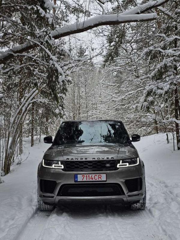 Grey Land Rover Range Rover Sport 2020 in Alytus, with an engine capacity of 5.00 L and mileage of 64 thousand km for 42490 €, photo 2 on AUTOMOTO.COM.LV