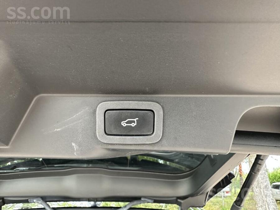 Pelēks Land Rover Range Rover Sport 2020 Rīga, ar dzinēja tilpumu 3.00 L un nobraukumu 99 tūkst. km par 28500 €, foto 16 vietnē AUTOMOTO.COM.LV