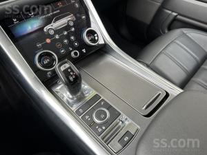 Pelēks Land Rover Range Rover Sport 2020 Rīga, ar dzinēja tilpumu 3.00 L un nobraukumu 99 tūkst. km par 28500 €, foto 24 vietnē AUTOMOTO.COM.LV