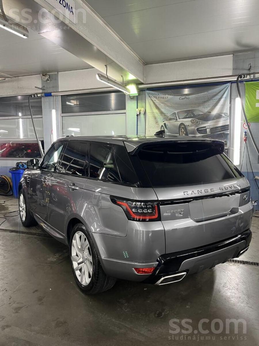 Grey Land Rover Range Rover Sport 2021 in Riga, with an engine capacity of 3.00 L and mileage of 175 thousand km for 39900 €, photo 8 on AUTOMOTO.COM.LV