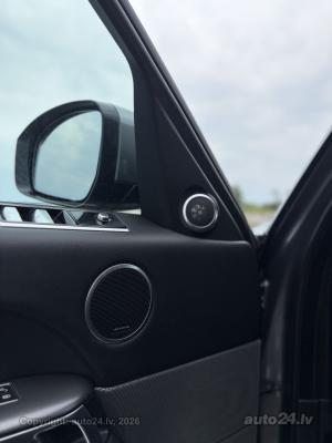 Pelēks Land Rover Range Rover Sport 2021 Tallina, ar dzinēja tilpumu 3.00 L un nobraukumu 56 tūkst. km par 58440 €, foto 5 vietnē AUTOMOTO.COM.LV