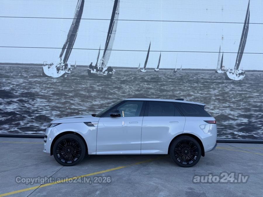 Grey Land Rover Range Rover Sport 2024 in Tallinn, with an engine capacity of 3.00 L and mileage of 76 thousand km for 89900 €, photo 3 on AUTOMOTO.COM.LV