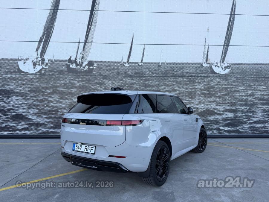 Grey Land Rover Range Rover Sport 2024 in Tallinn, with an engine capacity of 3.00 L and mileage of 76 thousand km for 89900 €, photo 6 on AUTOMOTO.COM.LV