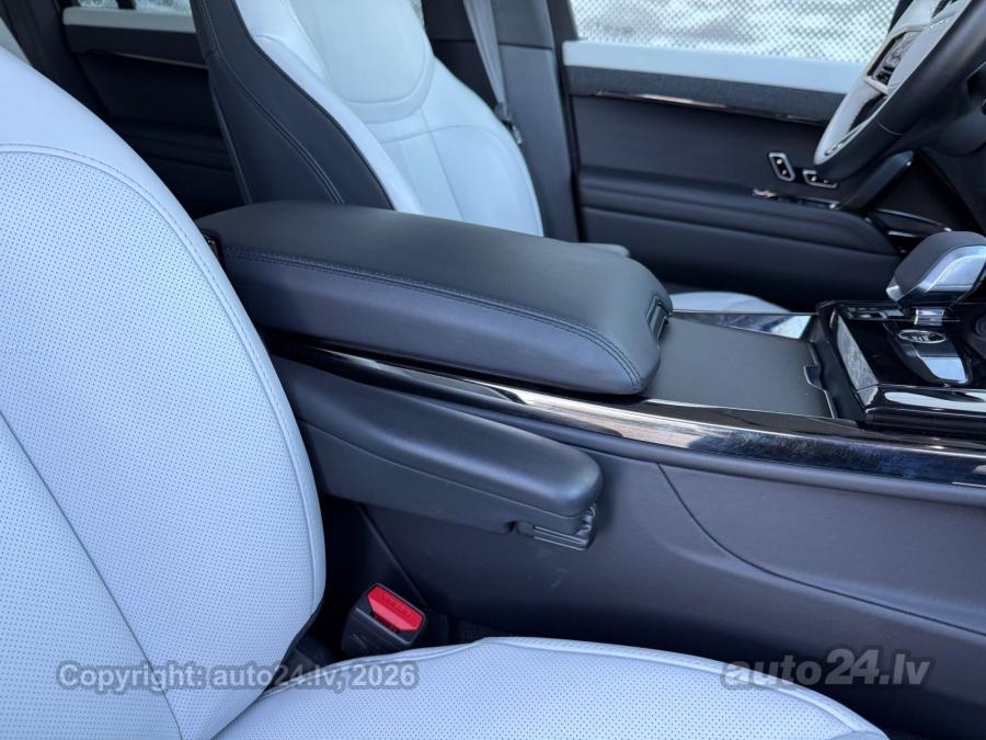Grey Land Rover Range Rover Sport 2024 in Tallinn, with an engine capacity of 3.00 L and mileage of 76 thousand km for 89900 €, photo 22 on AUTOMOTO.COM.LV