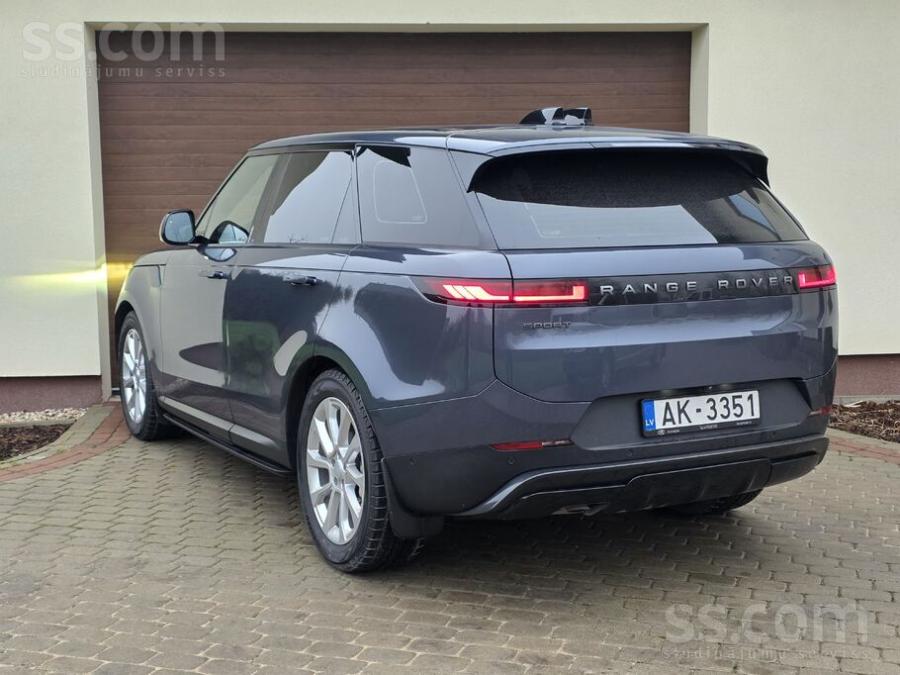 Pelēks Land Rover Range Rover Sport 2025 Rīga, ar dzinēja tilpumu 3.00 L un nobraukumu 12 tūkst. km par 89996 €, foto 11 vietnē AUTOMOTO.COM.LV
