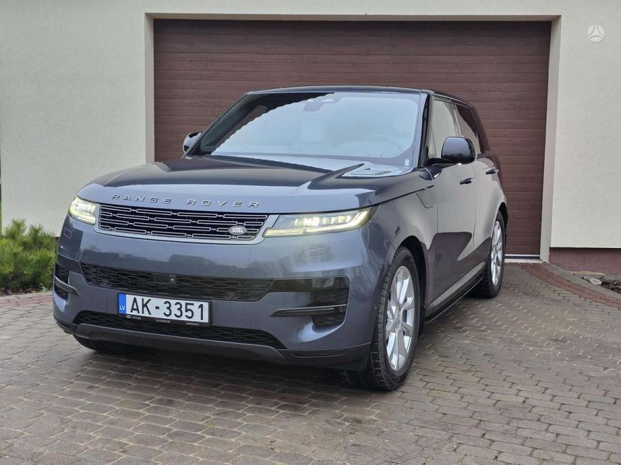 Grey Land Rover Range Rover Sport 2025 in Riga, with an engine capacity of 3.00 L and mileage of 13 thousand km for 89996 €, photo 1 on AUTOMOTO.COM.LV