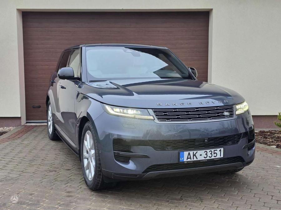 Grey Land Rover Range Rover Sport 2025 in Riga, with an engine capacity of 3.00 L and mileage of 13 thousand km for 89996 €, photo 4 on AUTOMOTO.COM.LV