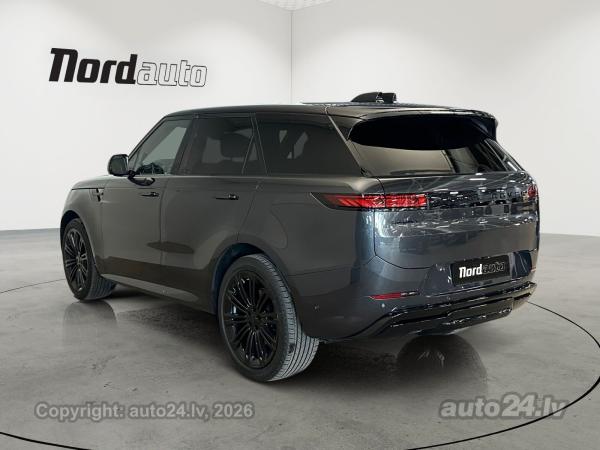 Pelēks Land Rover Range Rover Sport 2026 Tallina, ar dzinēja tilpumu 3.00 L un nobraukumu 2 tūkst. km par 115890 €, foto 4 vietnē AUTOMOTO.COM.LV