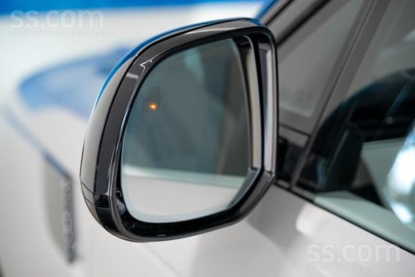 Ленд Ровер Рендж Ровер Спорт 2026 в Рига на AUTOMOTO.COM.LV Серый Ленд Ровер Рендж Ровер Спорт 2026 в Рига, объемом двигателя 3.00 л и пробегом 10 тыс. км за 81990 €, фото 8 на AUTOMOTO.COM.LV
