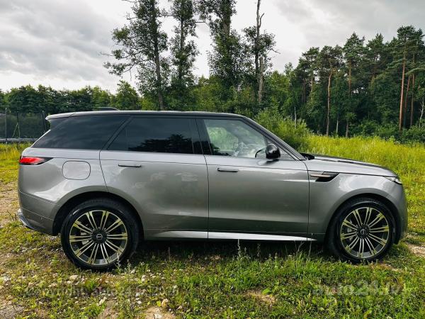 Grey Land Rover Range Rover Sport 2025 in Tallinn, with an engine capacity of 3.00 L and mileage of 16 thousand km for 108000 €, photo 5 on AUTOMOTO.COM.LV