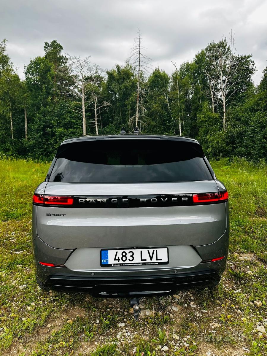 Pelēks Land Rover Range Rover Sport 2025 Tallina, ar dzinēja tilpumu 3.00 L un nobraukumu 16 tūkst. km par 108000 €, foto 9 vietnē AUTOMOTO.COM.LV
