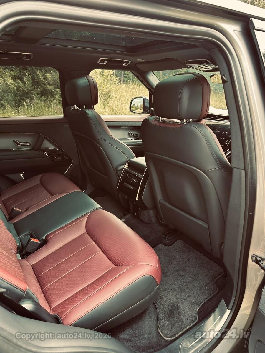 Pelēks Land Rover Range Rover Sport 2025 Tallina, ar dzinēja tilpumu 3.00 L un nobraukumu 16 tūkst. km par 108000 €, foto 19 vietnē AUTOMOTO.COM.LV