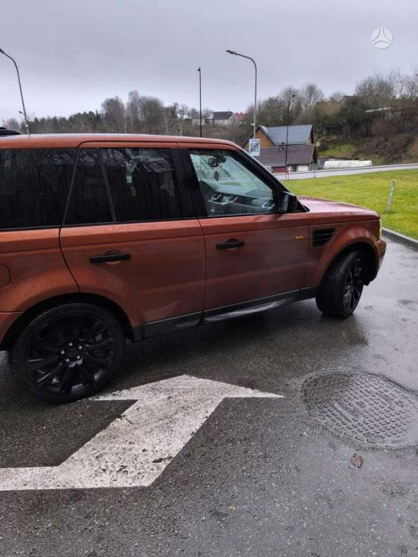 Oranžs Land Rover Range Rover Sport 2006 Viļņa, ar dzinēja tilpumu 4.20 L un nobraukumu 210 tūkst. km par 7800 €, foto 3 vietnē AUTOMOTO.COM.LV