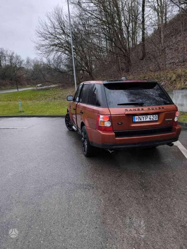 Oranžs Land Rover Range Rover Sport 2006 Viļņa, ar dzinēja tilpumu 4.20 L un nobraukumu 210 tūkst. km par 7800 €, foto 6 vietnē AUTOMOTO.COM.LV