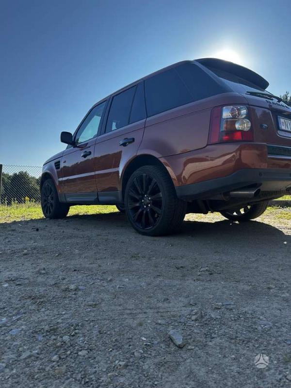 Oranžs Land Rover Range Rover Sport 2006 Viļņa, ar dzinēja tilpumu 4.20 L un nobraukumu 210 tūkst. km par 7800 €, foto 7 vietnē AUTOMOTO.COM.LV