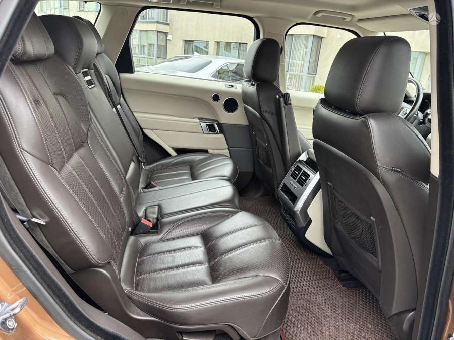 Oranžs Land Rover Range Rover Sport 2016 Kauņa, ar dzinēja tilpumu 2.99 L un nobraukumu 160 tūkst. km par 16999 €, foto 23 vietnē AUTOMOTO.COM.LV
