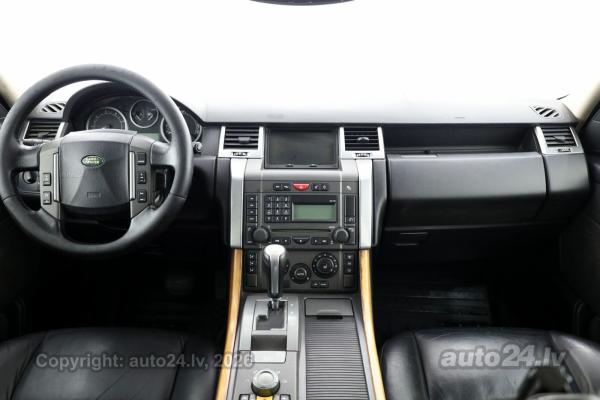 Sarkans Land Rover Range Rover Sport 2006 Tallina, ar dzinēja tilpumu 2.70 L un nobraukumu 392 tūkst. km par 2499 €, foto 5 vietnē AUTOMOTO.COM.LV