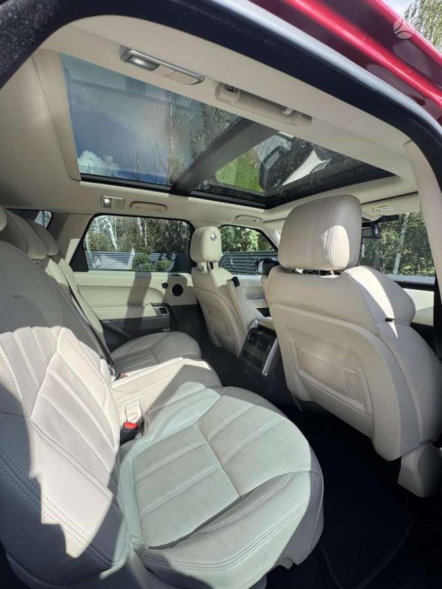 Red Land Rover Range Rover Sport 2015 in Siauliai, with an engine capacity of 2.99 L and mileage of 182 thousand km for 17500 €, photo 16 on AUTOMOTO.COM.LV